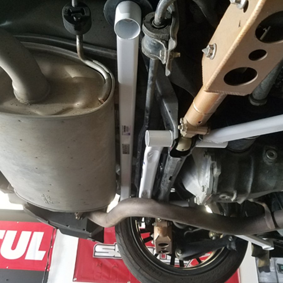 Ultra Racing Rear Lower Subframe Brace GT86/FRS/BRZ 13-21 — Lunaticsco